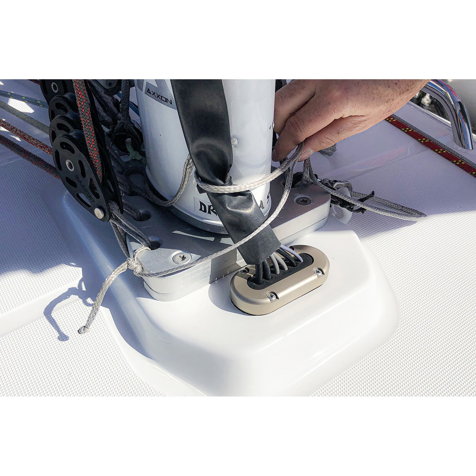 Scanstrut Vertical Cable Seal (Multi) - Self Drill : Barrus